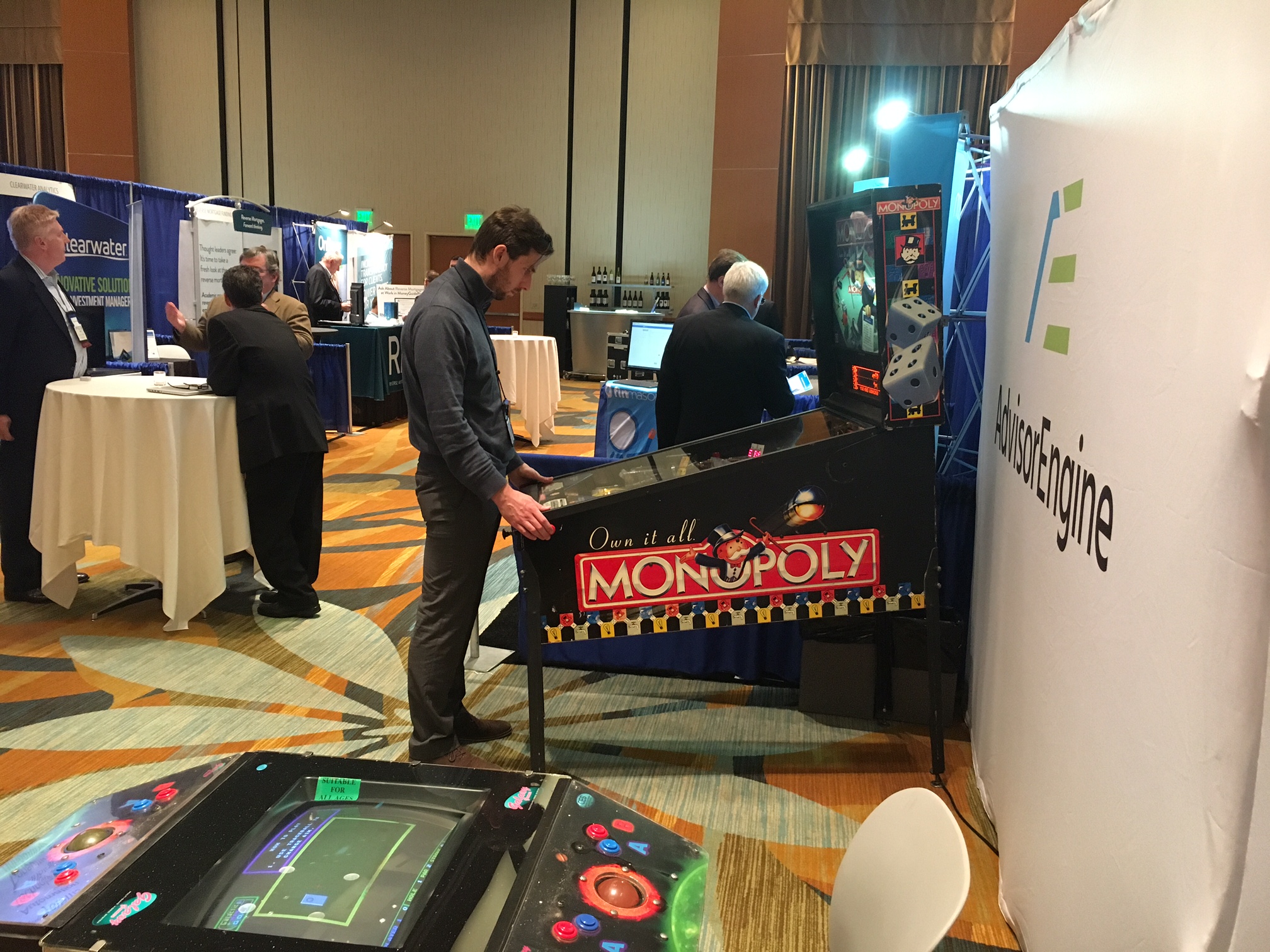 Technology for Financial Advisors: A Quick Review of Tech World Display ...